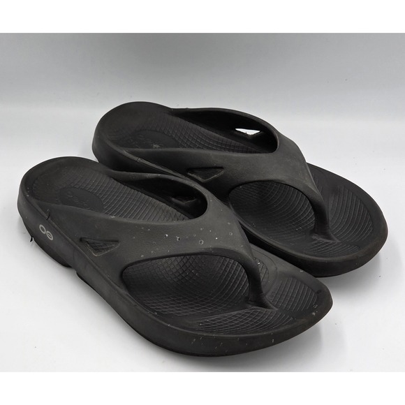 OOFOS | Shoes | Oofos Original Flip Flops Unisex Black Recovery Sport ...